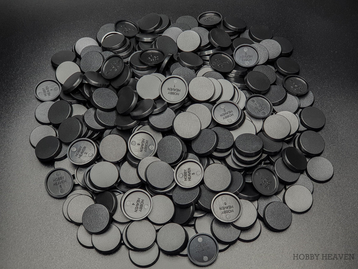 28.5mm Round Plain Plastic Bases | Hobby Heaven